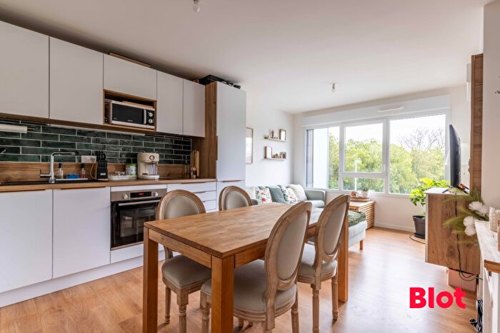 Appartement à vendre - Betton - 2 pièces - 1 chambre