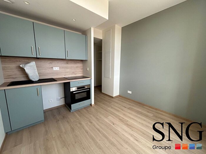 Appartement à louer - Centre Ville, Dole - 1 pièce