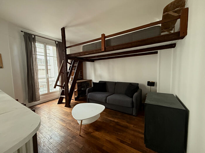 Appartement à louer - Paris e , Grandes Carrières, Clichy - 1 pièce