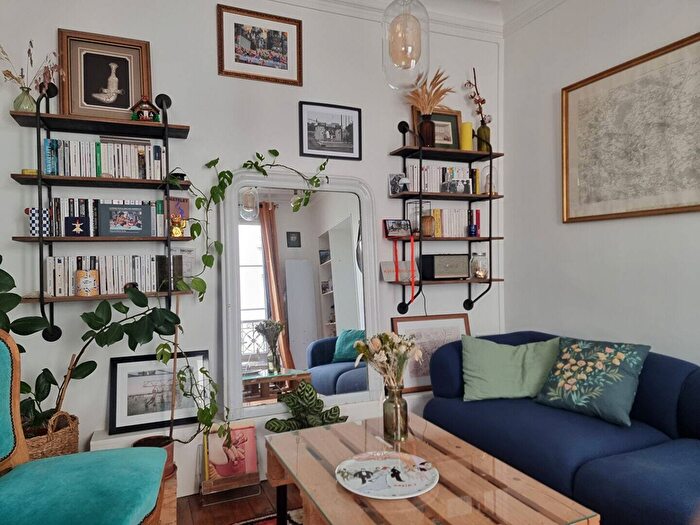 Appartement à louer - Flandre-Aubervilliers, Paris ème arrondissement - 2 pièces - 1 chambre