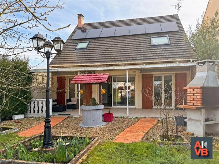 Maison à vendre - Jossigny - 4 pièces - 3 chambres