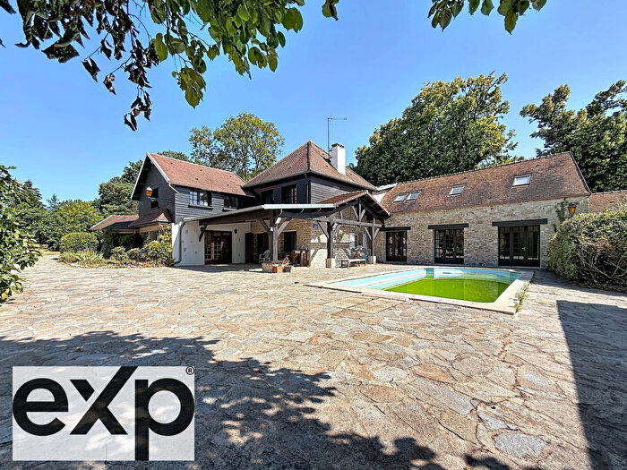 Maison 14 pièces à Goussonville, à vendre