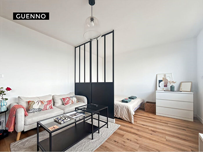 Appartement à vendre - Quartiers Ouest, Bourg lEvesque - 2 pièces - 1 chambre