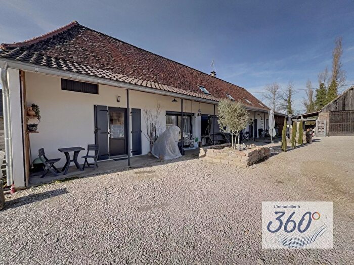 Maison à vendre - Louhans - 7 pièces - 6 chambres