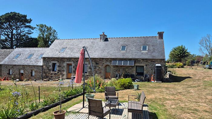 Maison 7 pièces à vendre à Lanmeur