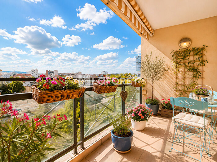 Appartement 5 pièces à Issy-les-Moulineaux, Centre-ville, Corentin Celton, Les Varennes, à vendre