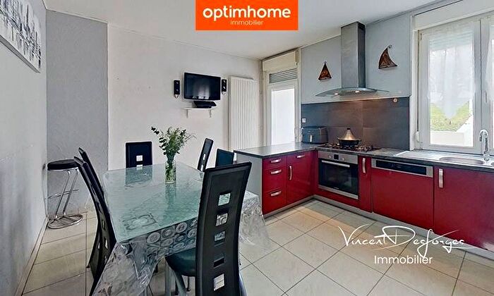 Maison à louer - Nilvange - 4 pièces - 3 chambres