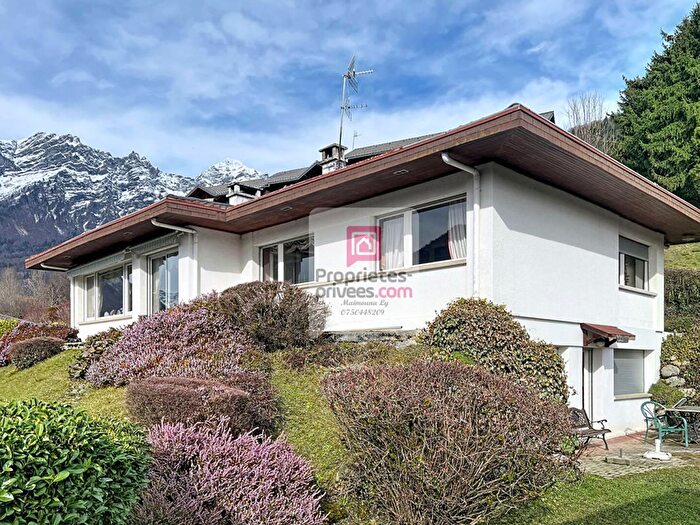 Maison à vendre - Ugine - 7 pièces - 4 chambres