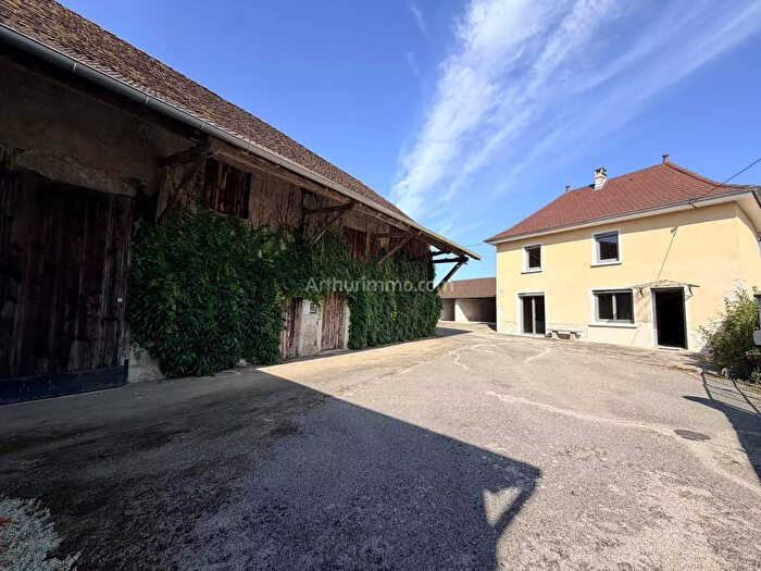 Maison 5 pièces à vendre - Saint-Victor-de-Morestel