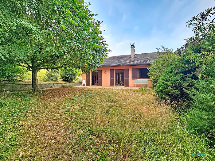 Maison 5 pièces à Domarin, à vendre