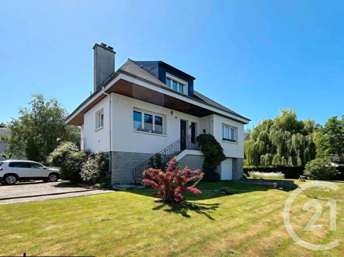 Maison à vendre - Saint-Broladre - 5 pièces - 4 chambres