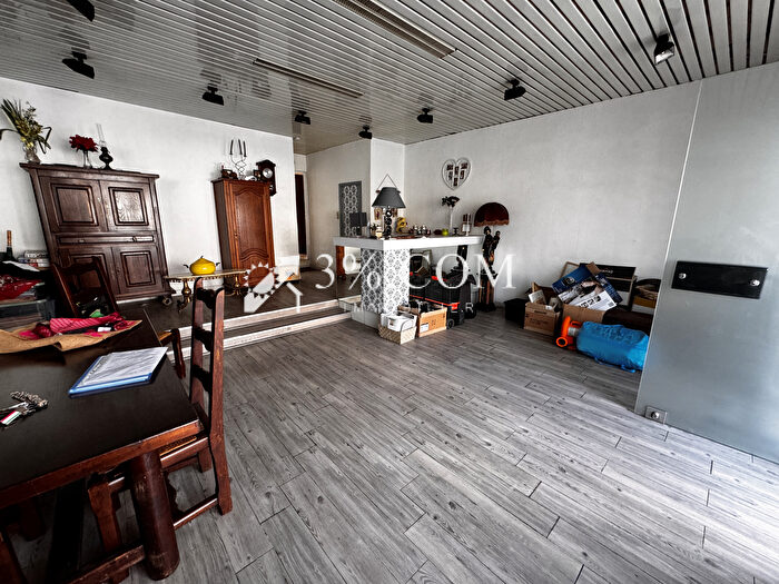 Maison à vendre - Raismes, Petit Paris - 7 pièces - 3 chambres