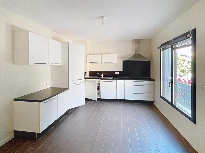 Appartement à vendre - Clermont-Ferrand, Delille, Cathédrale, La Gare - 4 pièces - 2 chambres