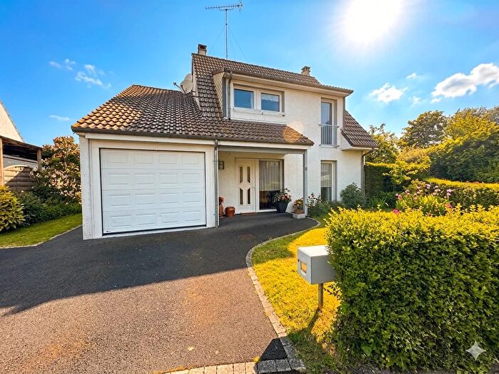Maison 5 pièces à Isques, à vendre
