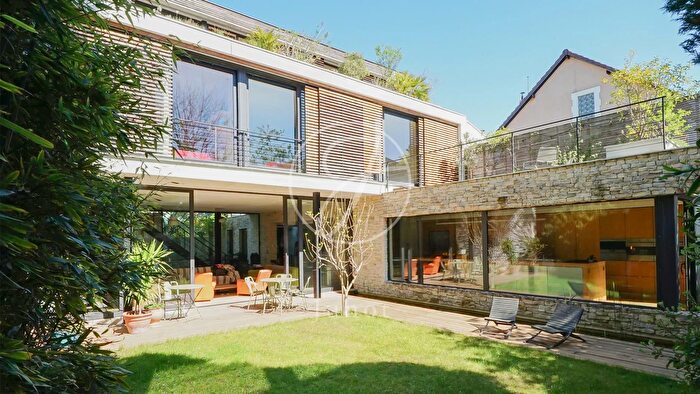 Maison à vendre - Colombes, Agent Sarre - 8 pièces - 4 chambres