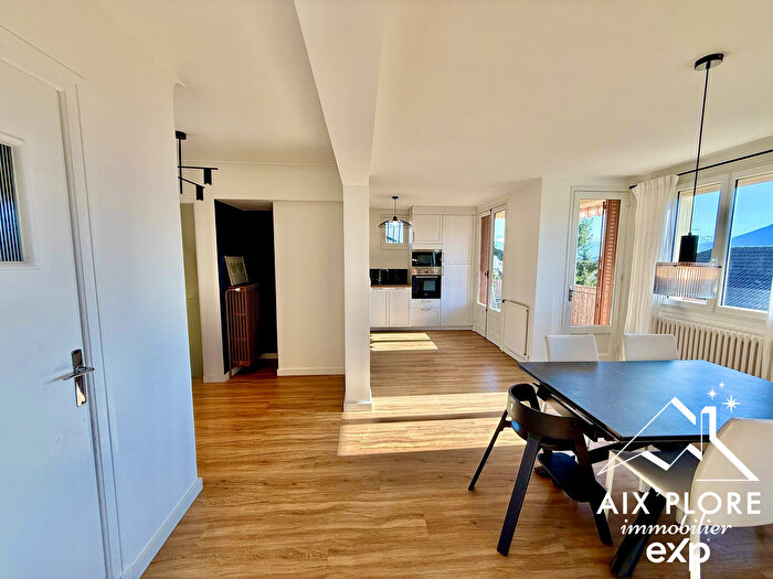 Maison à vendre - Saint-Alban-Leysse - 6 pièces - 3 chambres