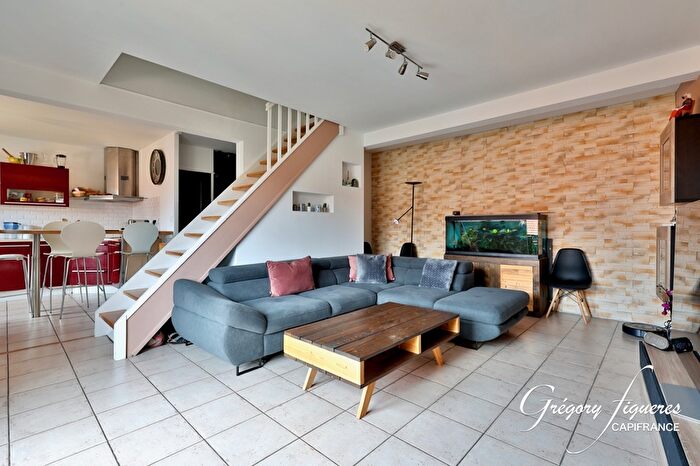 Saint-Andéol-le-Château : Appartement 3 pièces à vendre