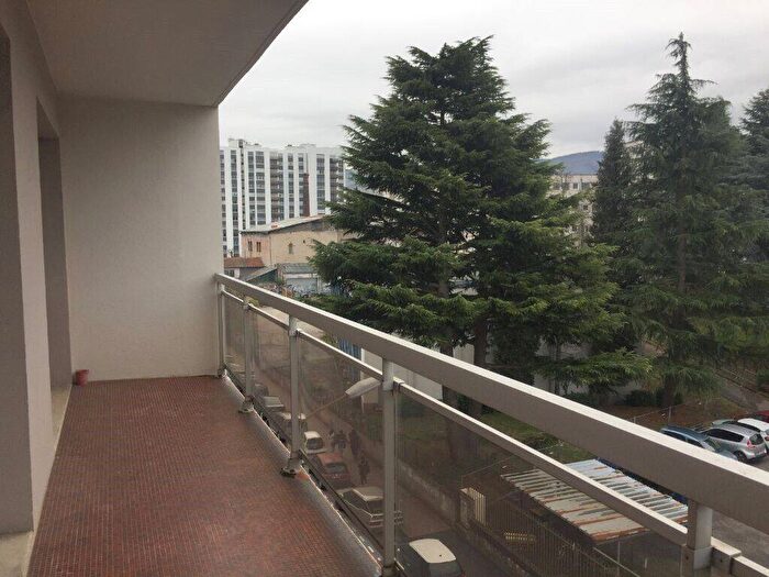 Appartement à louer - Bellevue-Solaure, Saint-Étienne - 2 pièces - 1 chambre