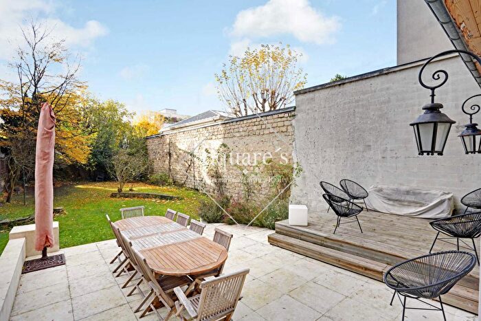 Asnières-sur-Seine, Bécon, Bourguignons - Maison 11 pièces à vendre