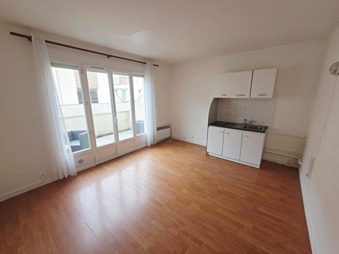 Appartement 1 pièce à louer à Centre Ville, Maurepas