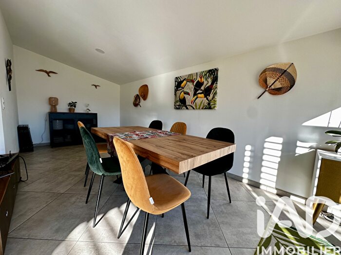 Maison à vendre - Léogeats - 5 pièces - 4 chambres