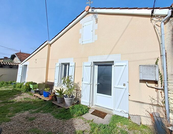 Maison à vendre - Anglade - 3 pièces - 2 chambres