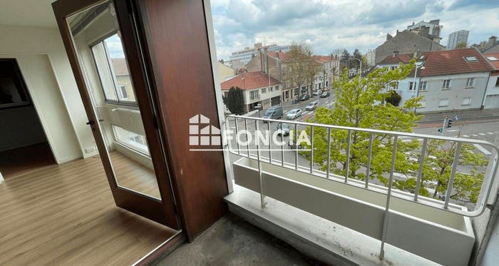 Baudricourt, Villers-lès-Nancy : Appartement 4 pièces à louer