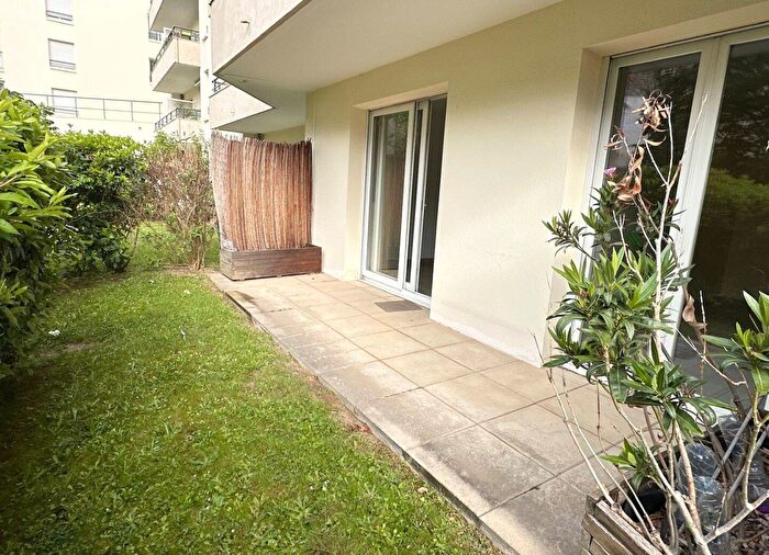 Appartement à louer - Limoges - 3 pièces - 2 chambres