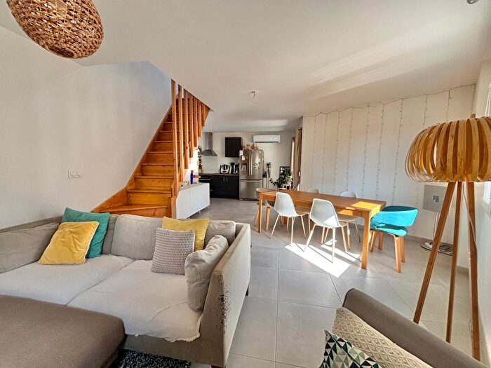 Appartement à vendre - Vauvert - 3 pièces - 2 chambres