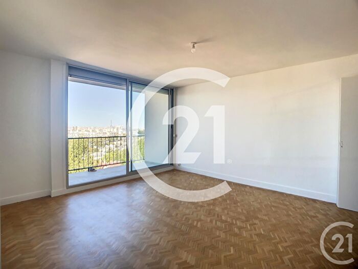 Appartement à louer - Meudon, Meudon sur Seine - 4 pièces - 3 chambres