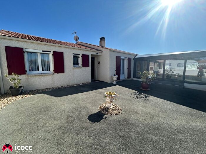 Saint-Michel-en-l'Herm - Maison 5 pièces à vendre