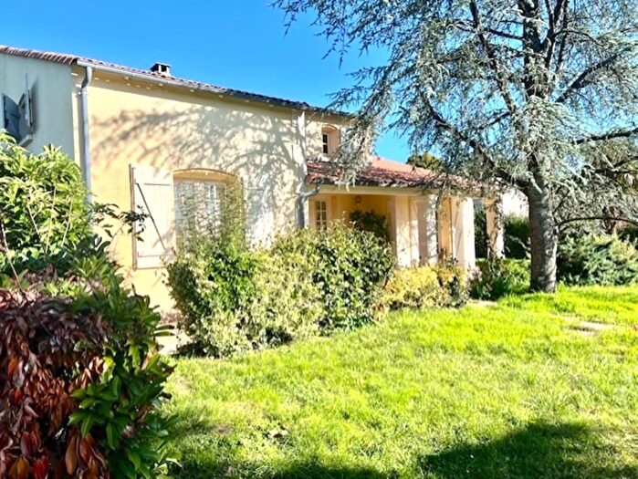 Maison 6 pièces à La Chapelle-des-Pots, à vendre