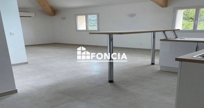 Appartement 4 pièces à louer - La Cadière-d'Azur