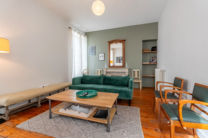 Maison à vendre - Cognac, Centre-ville, Gare - 7 pièces - 4 chambres