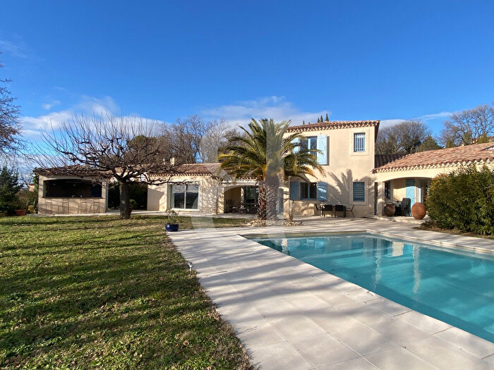 Maison à vendre - Vaison-la-Romaine - 7 pièces - 5 chambres