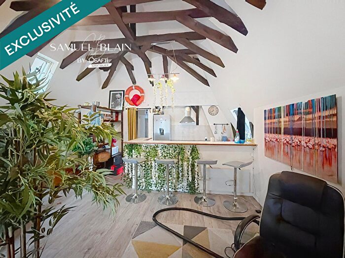 Appartement à vendre - Saumur, Centre-ville - 4 pièces - 3 chambres