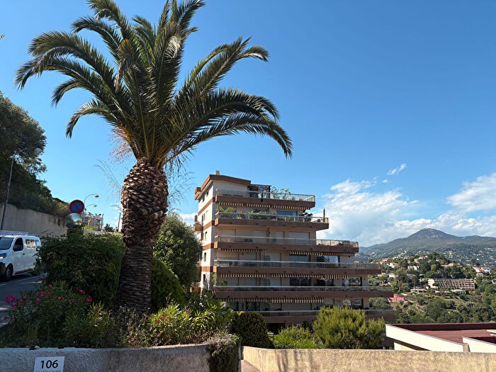 Appartement 4 pièces à vendre - Nice, Saint-Philippe, Estienne d'Orves