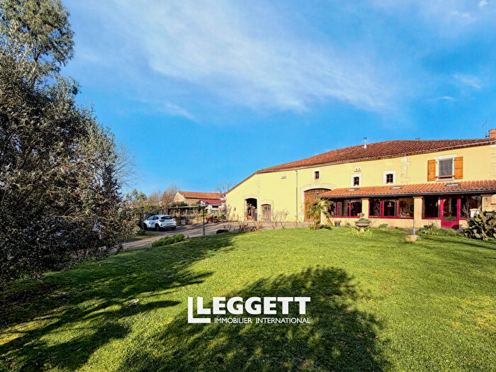 Maison à vendre - Rouzède - 7 pièces - 3 chambres