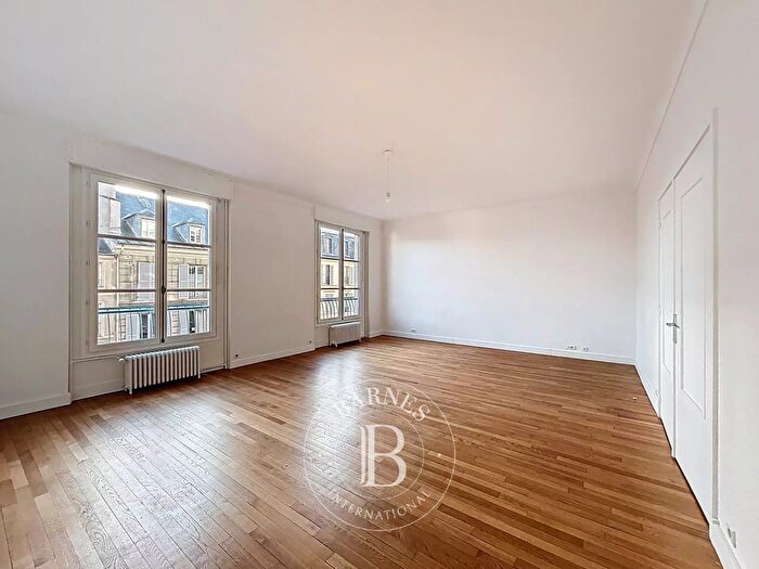 Appartement à louer - Versailles, Clagny Glatigny - 4 pièces - 3 chambres