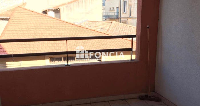 Esplanade, Nîmes - Appartement 3 pièces à louer