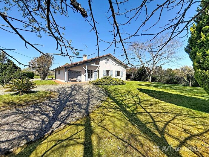 Maison à vendre - Hinx - 4 pièces - 3 chambres