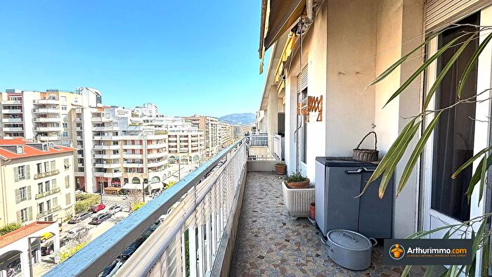 Appartement à vendre - Nice, Promenade des Anglais, Rue de France - 3 pièces - 2 chambres