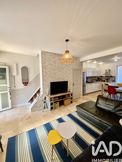 Maison à vendre - Arles, Centre-ville - 4 pièces - 3 chambres