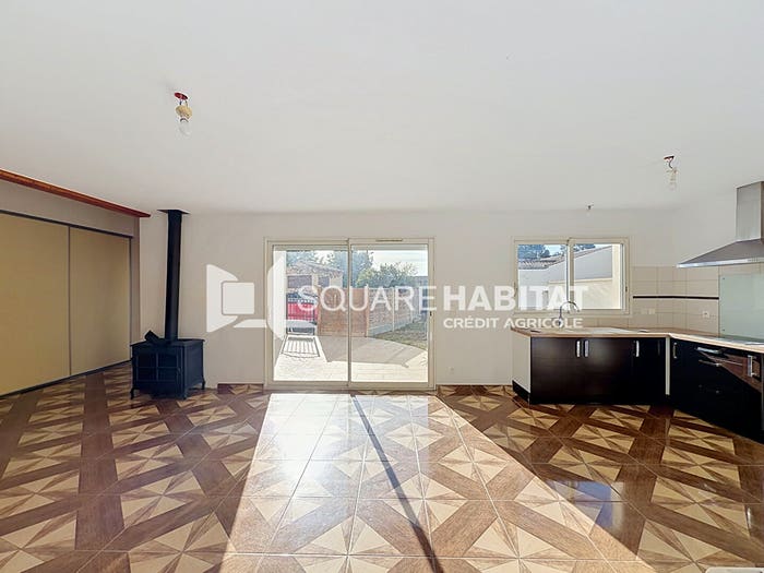 Maison 4 pièces à Balanzac, à vendre