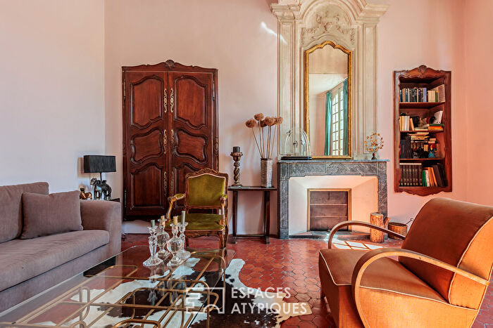 Maison à vendre - Arles, Centre-ville - 7 pièces - 6 chambres
