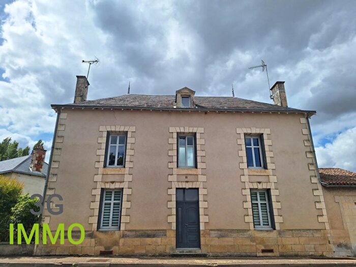 Maison 7 pièces à vendre - Sommières-du-Clain