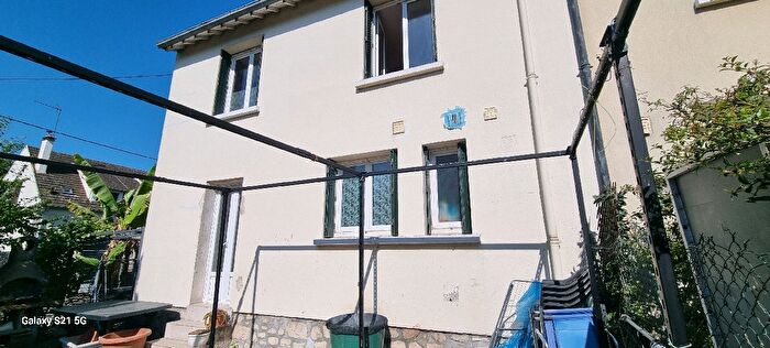 Maison à vendre - Mantes-la-Jolie, Centre-ville - 4 pièces - 3 chambres