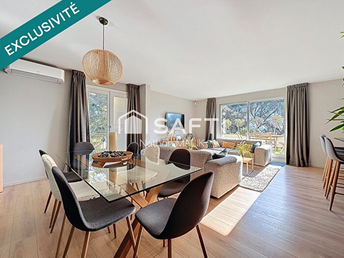 Appartement à vendre - Villeneuve-lès-Avignon, Le Grès, Perrières - 4 pièces - 3 chambres