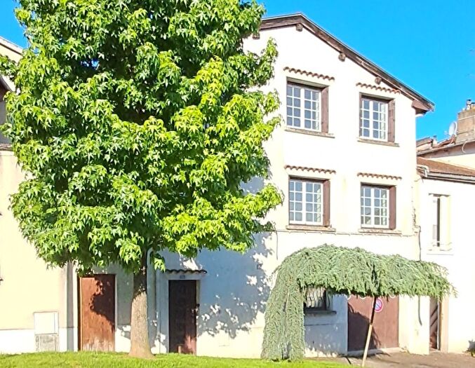 Maison 4 pièces à louer à Chazelles-sur-Lyon