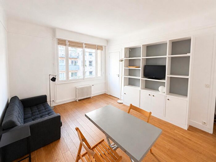 Appartement 1 pièce à Paris 7ème, Breteuil, à louer